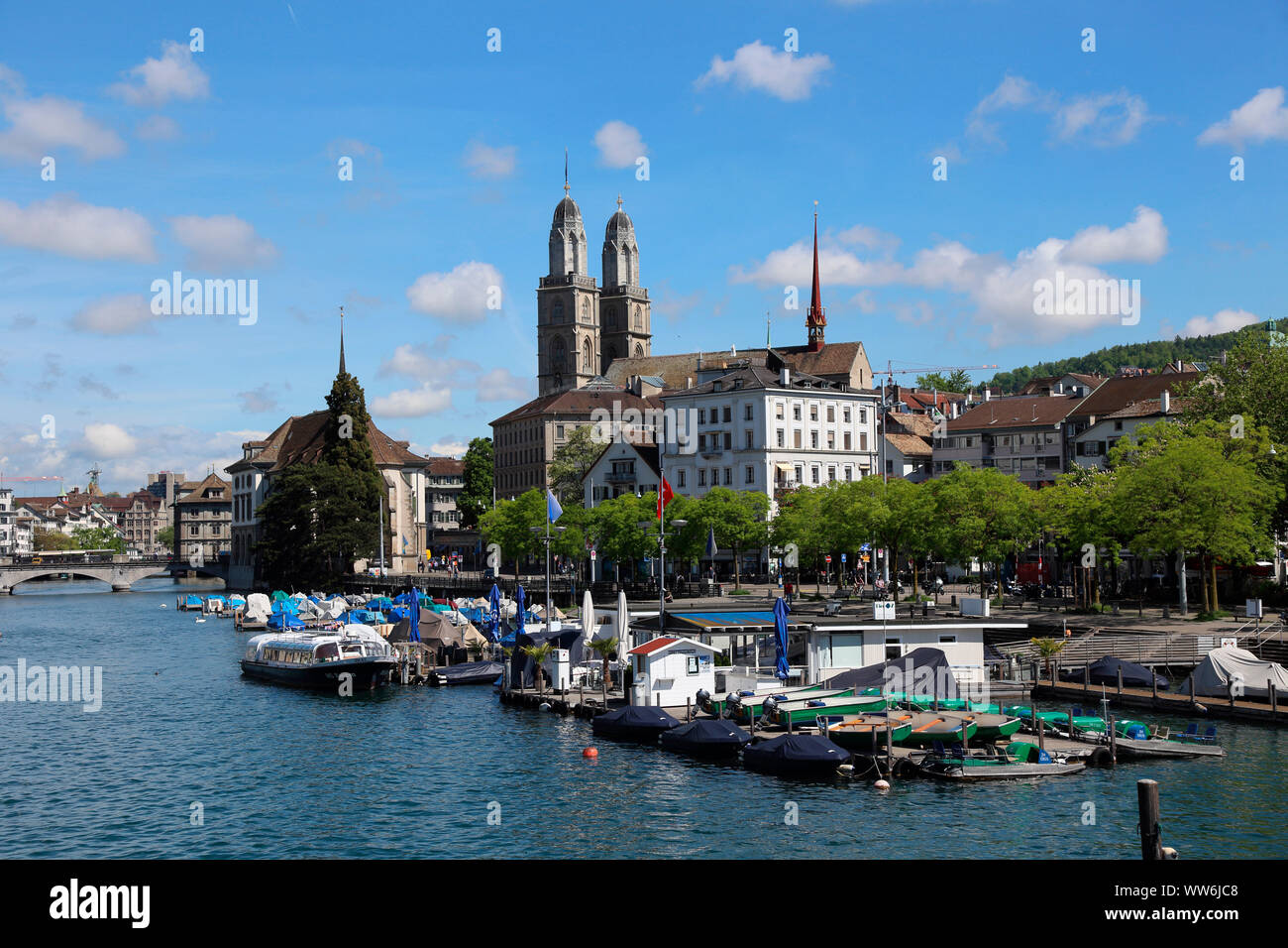 Bootsanleger an der limmat -Fotos und -Bildmaterial in hoher Auflösung ...