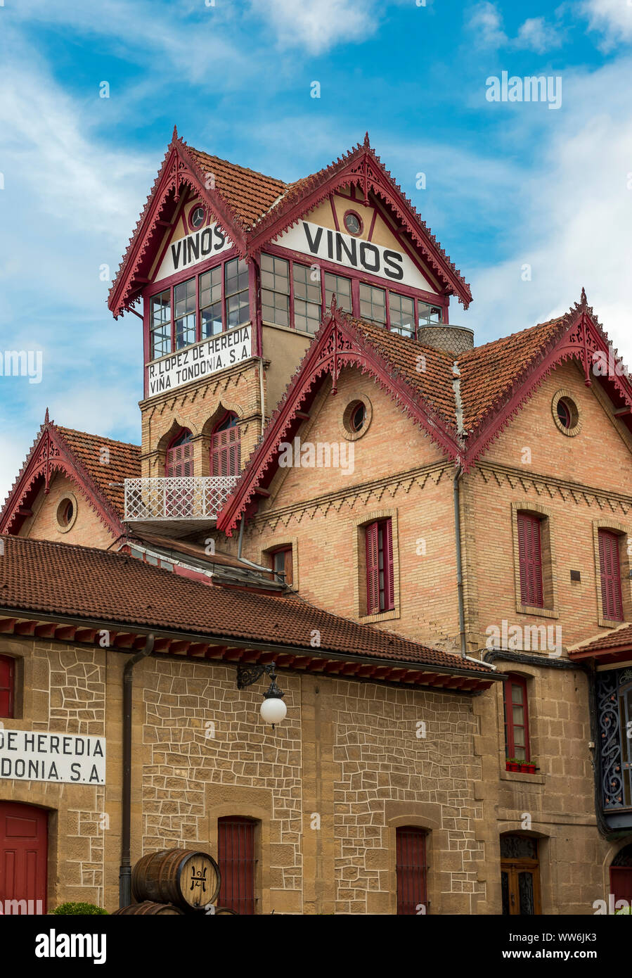 Txori toki tower -Fotos und -Bildmaterial in hoher Auflösung – Alamy
