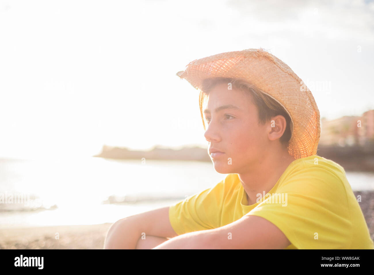 Junge 15 jahre -Fotos und -Bildmaterial in hoher Auflösung – Alamy