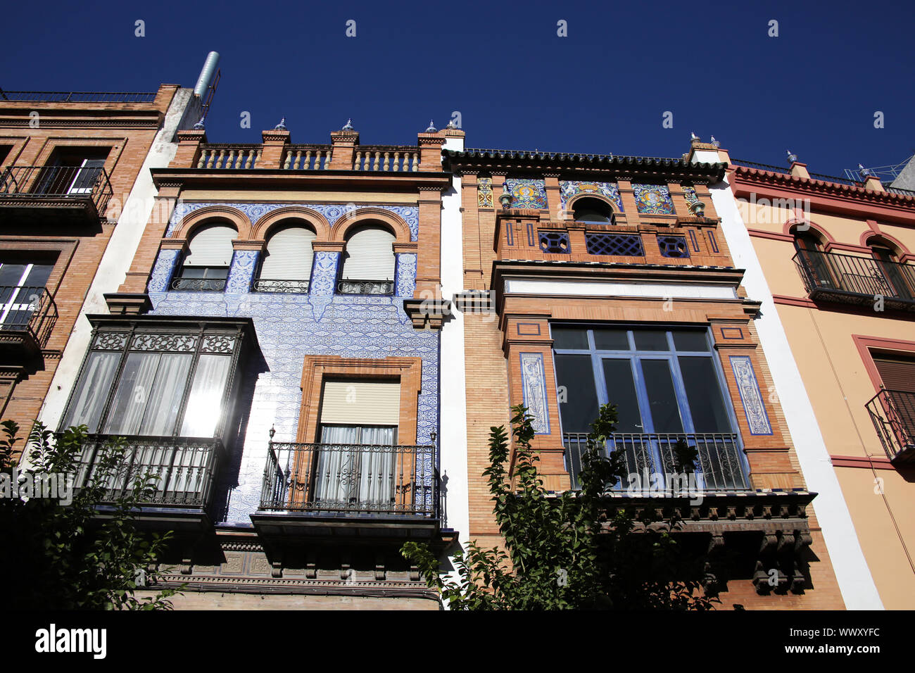 Jugendstil Fenster Stockfotos und -bilder Kaufen - Alamy