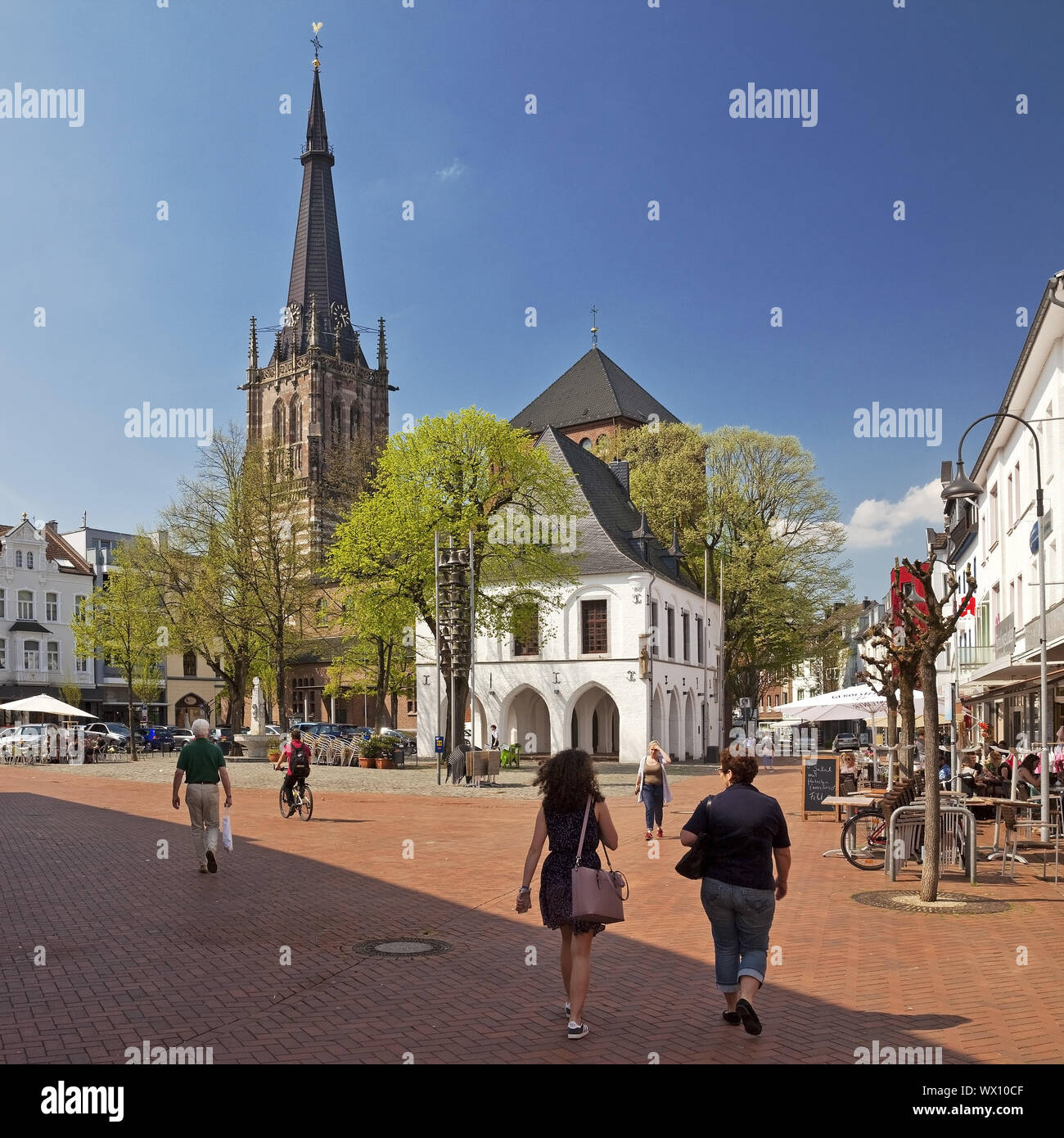 Marktplatz, Altes Rathaus und Lambertuskirche, Erkelenz, Niederrhein ...