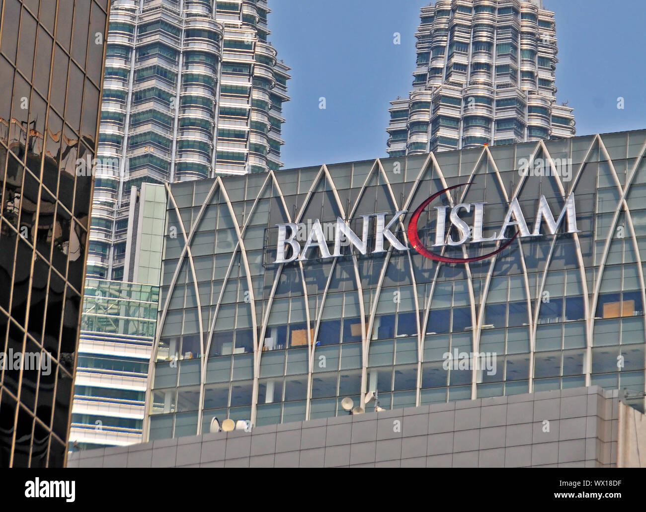 Bank islam zeichen -Fotos und -Bildmaterial in hoher Auflösung – Alamy