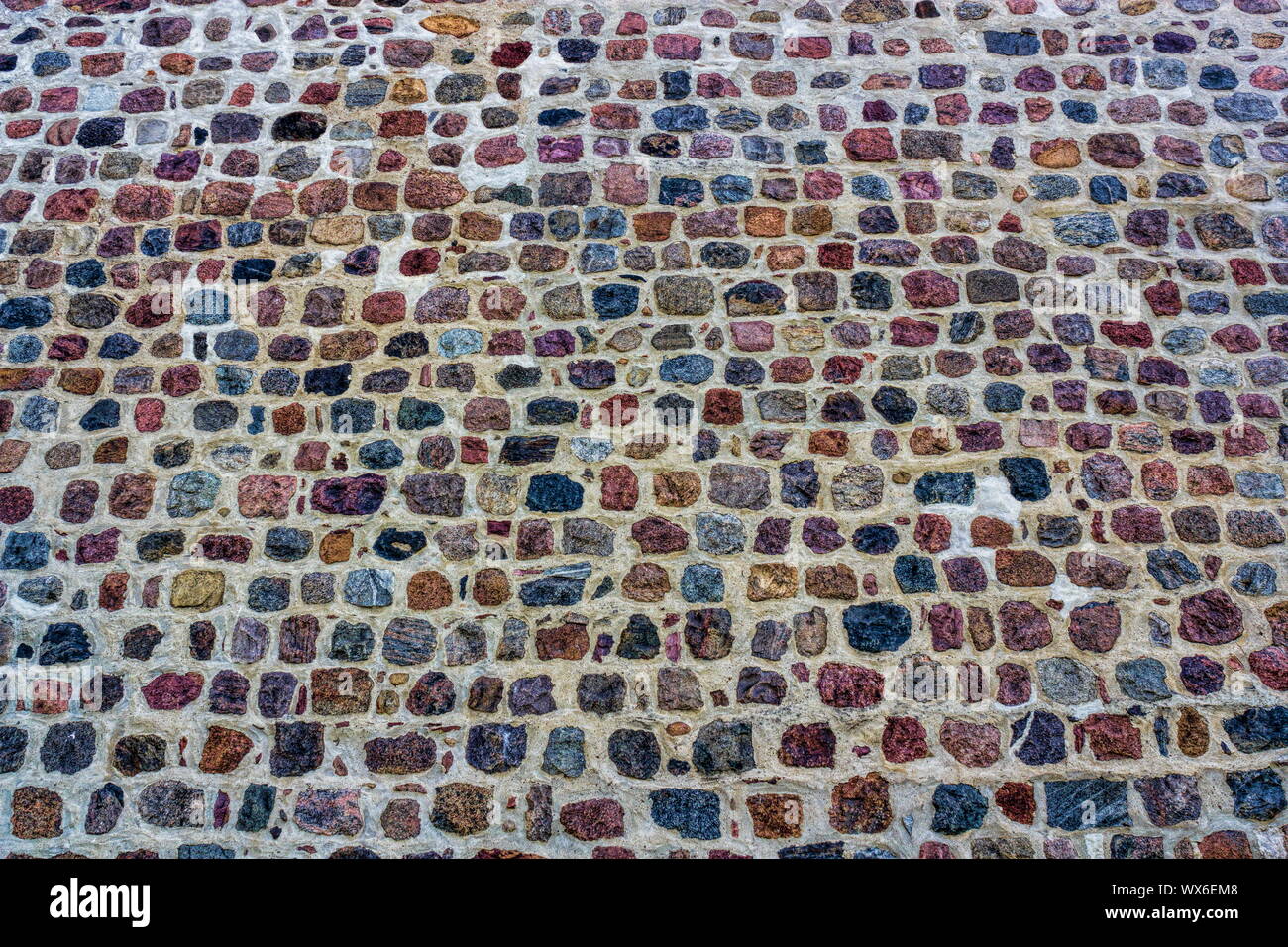 Boulder wall -Fotos und -Bildmaterial in hoher Auflösung – Alamy