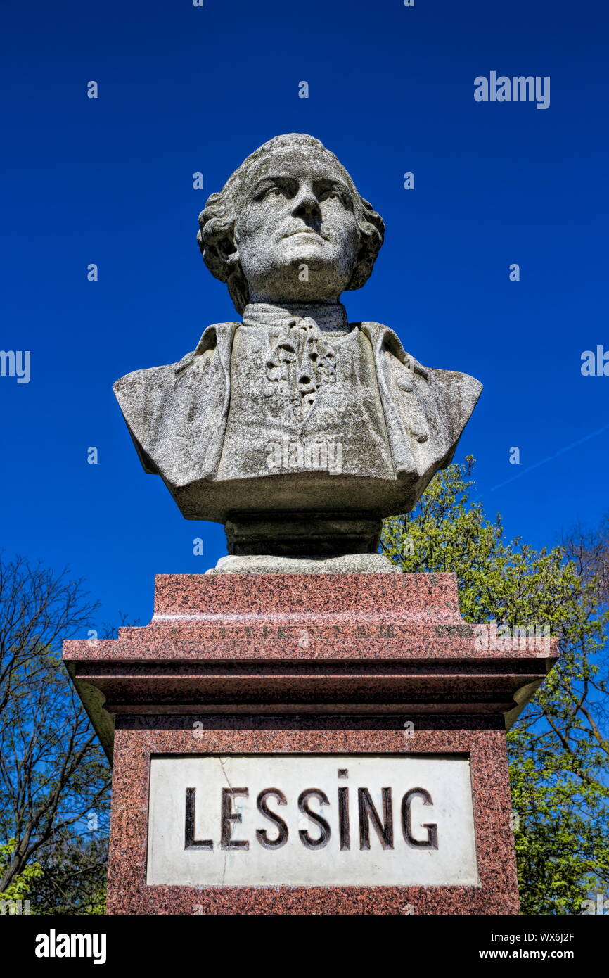 Denkmal gotthold ephraim lessing Stockfotos und -bilder Kaufen - Alamy
