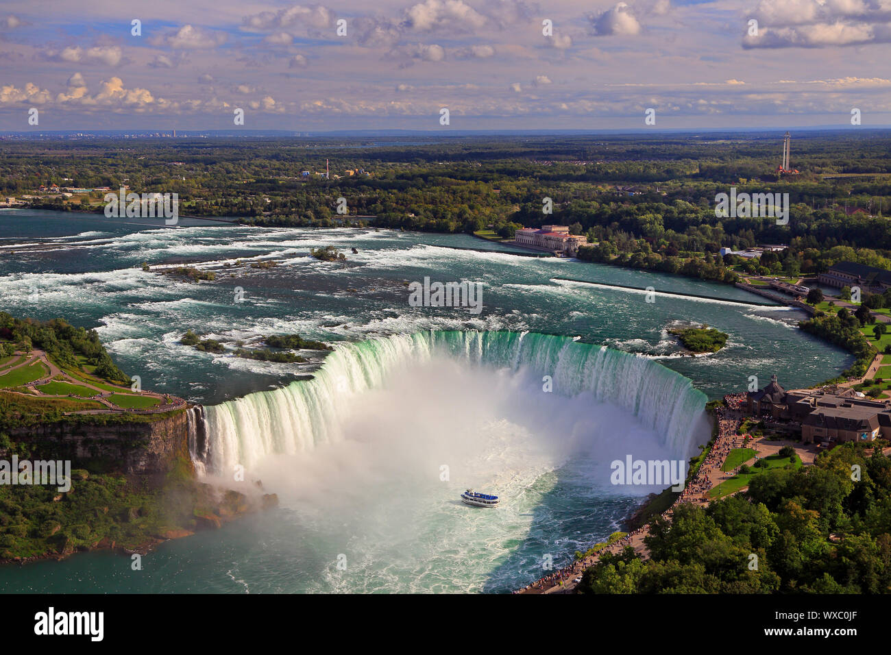 Bootsschiff nebel -Fotos und -Bildmaterial in hoher Auflösung – Alamy