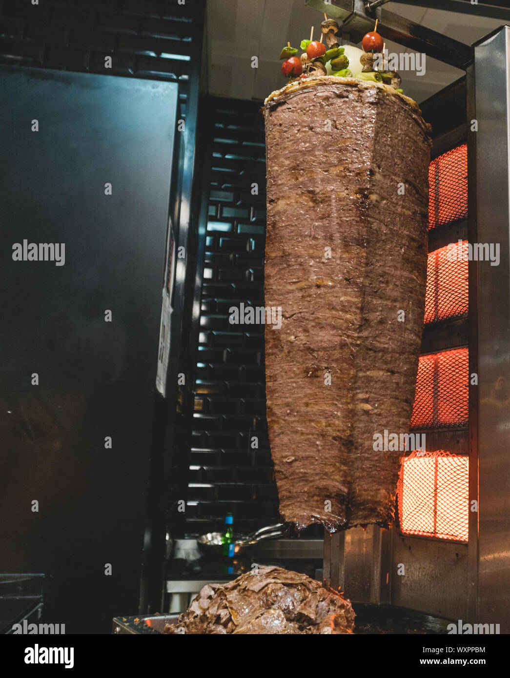 Rindfleisch döner -Fotos und -Bildmaterial in hoher Auflösung – Alamy