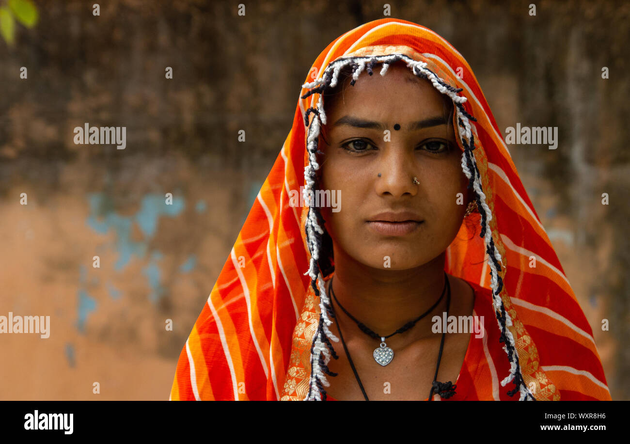 Sari saree hindu -Fotos und -Bildmaterial in hoher Auflösung – Alamy