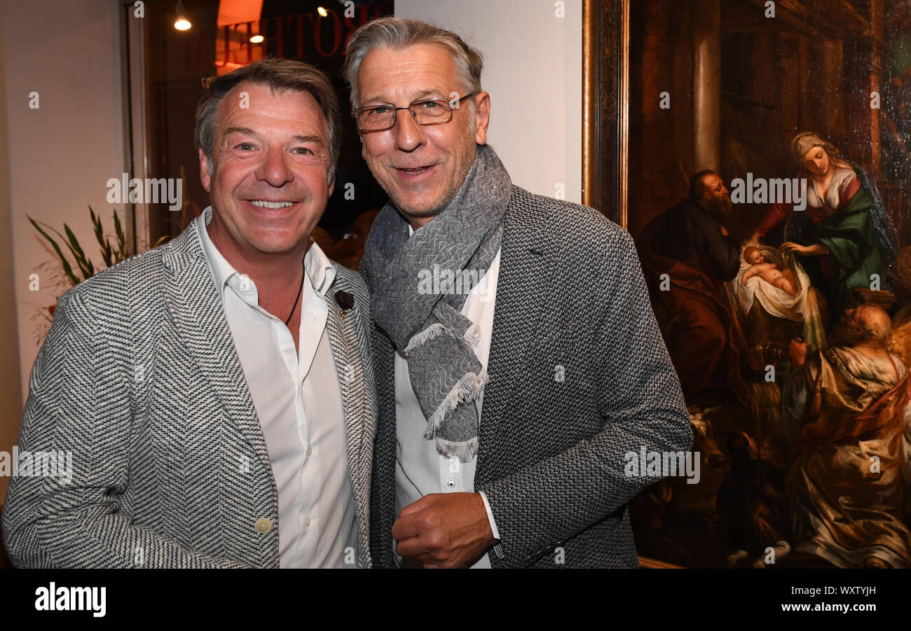 Partner peter schafer -Fotos und -Bildmaterial in hoher Auflösung – Alamy