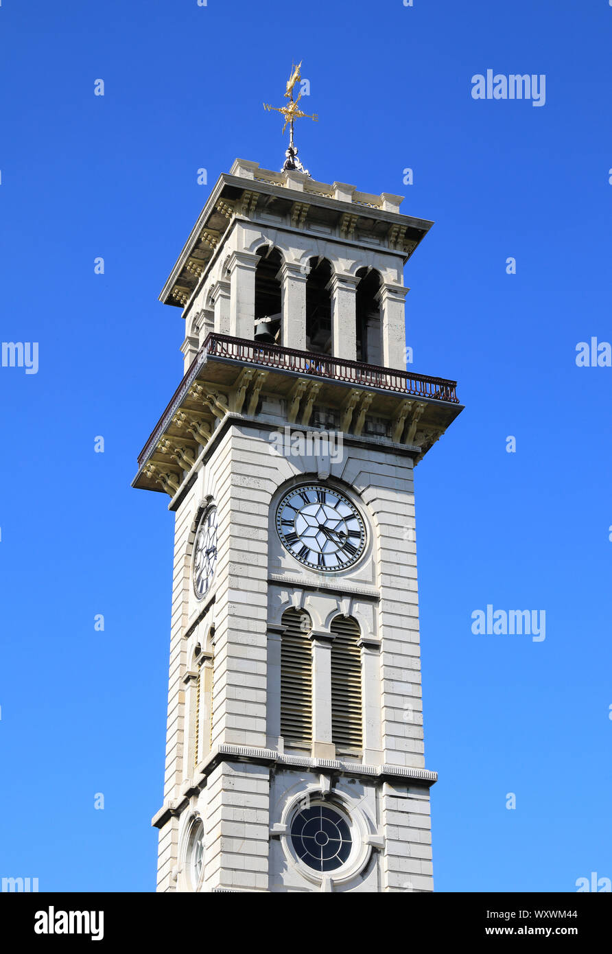 Die vor kurzem restaurierte historische Caledonian Clock Tower im ...