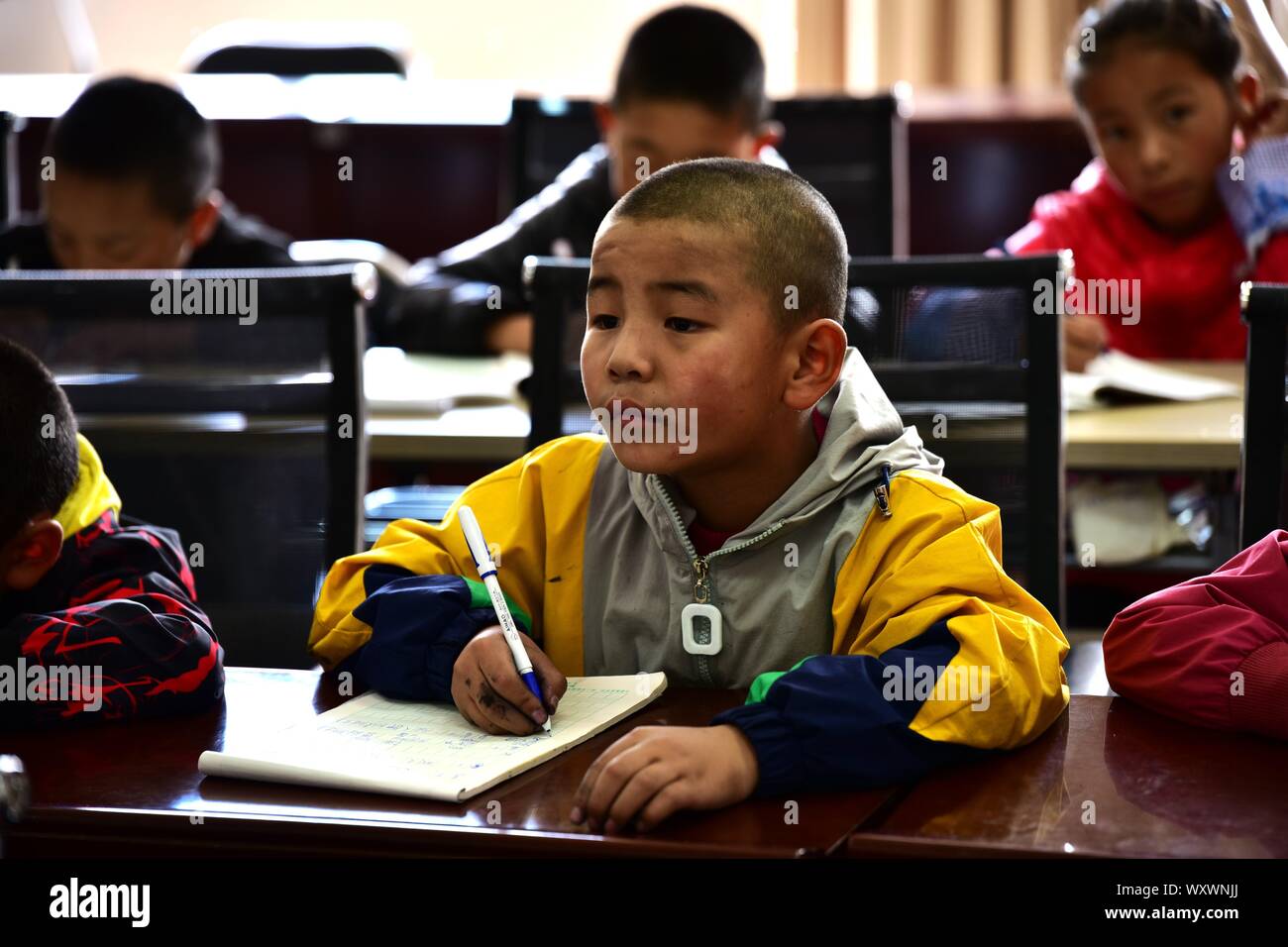 Tibet lern chinese -Fotos und -Bildmaterial in hoher Auflösung – Alamy