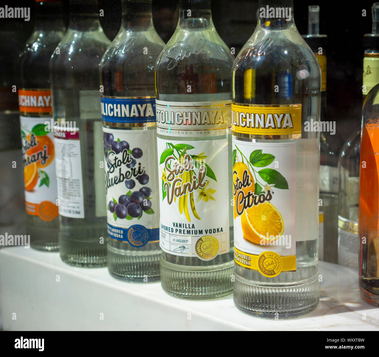 Wodka Marken Stockfotos und -bilder Kaufen - Alamy