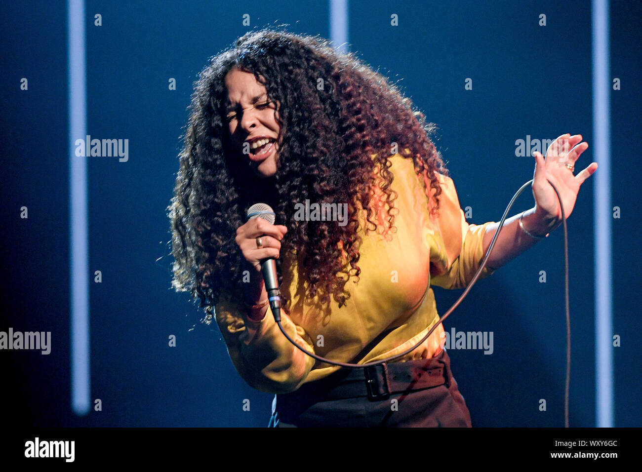 Joy denalane where -Fotos und -Bildmaterial in hoher Auflösung - Seite ...