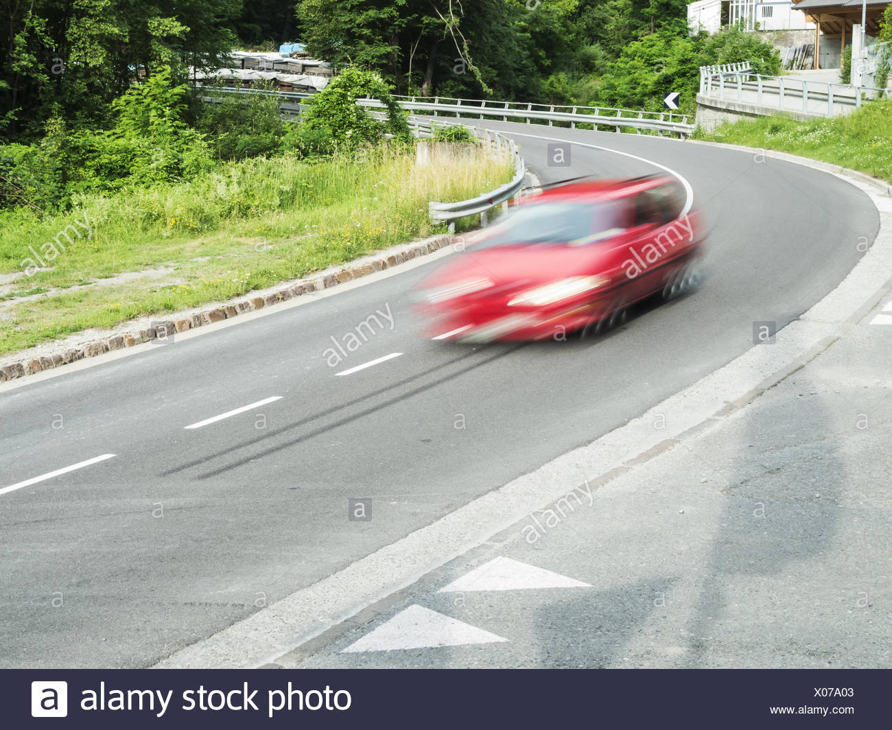 Schnelles Auto Stockfotos & Schnelles Auto Bilder - Alamy