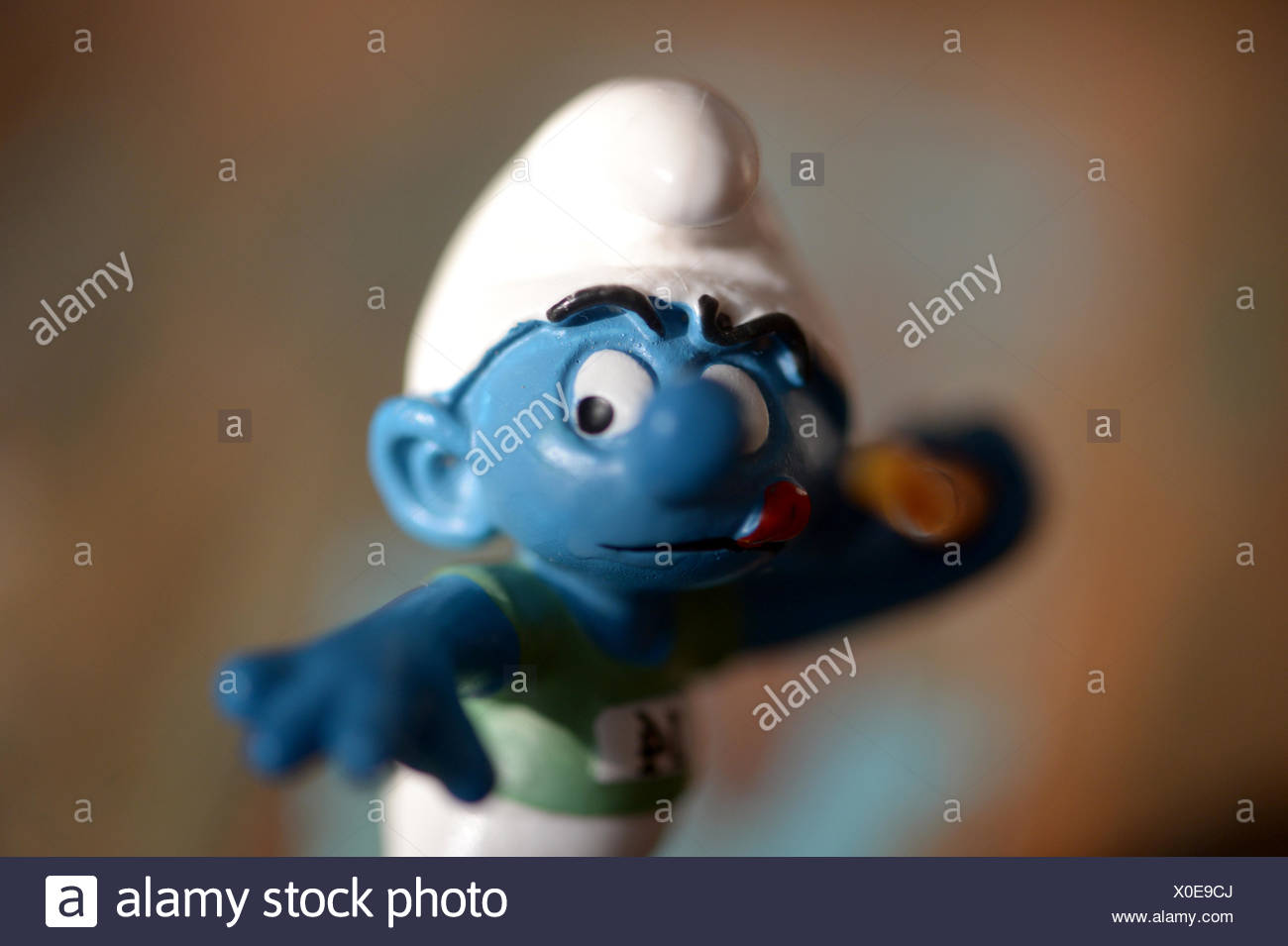 Smurf Cartoon Stockfotos und -bilder Kaufen - Alamy