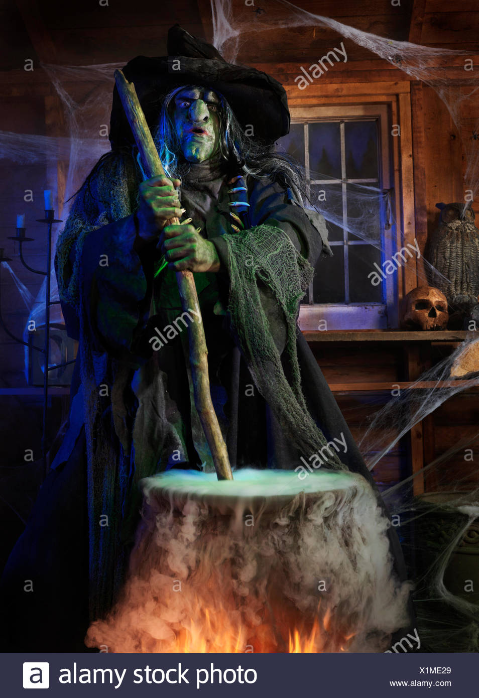 Woman Dressed Witch In Old Stockfotos & Woman Dressed Witch In Old ...