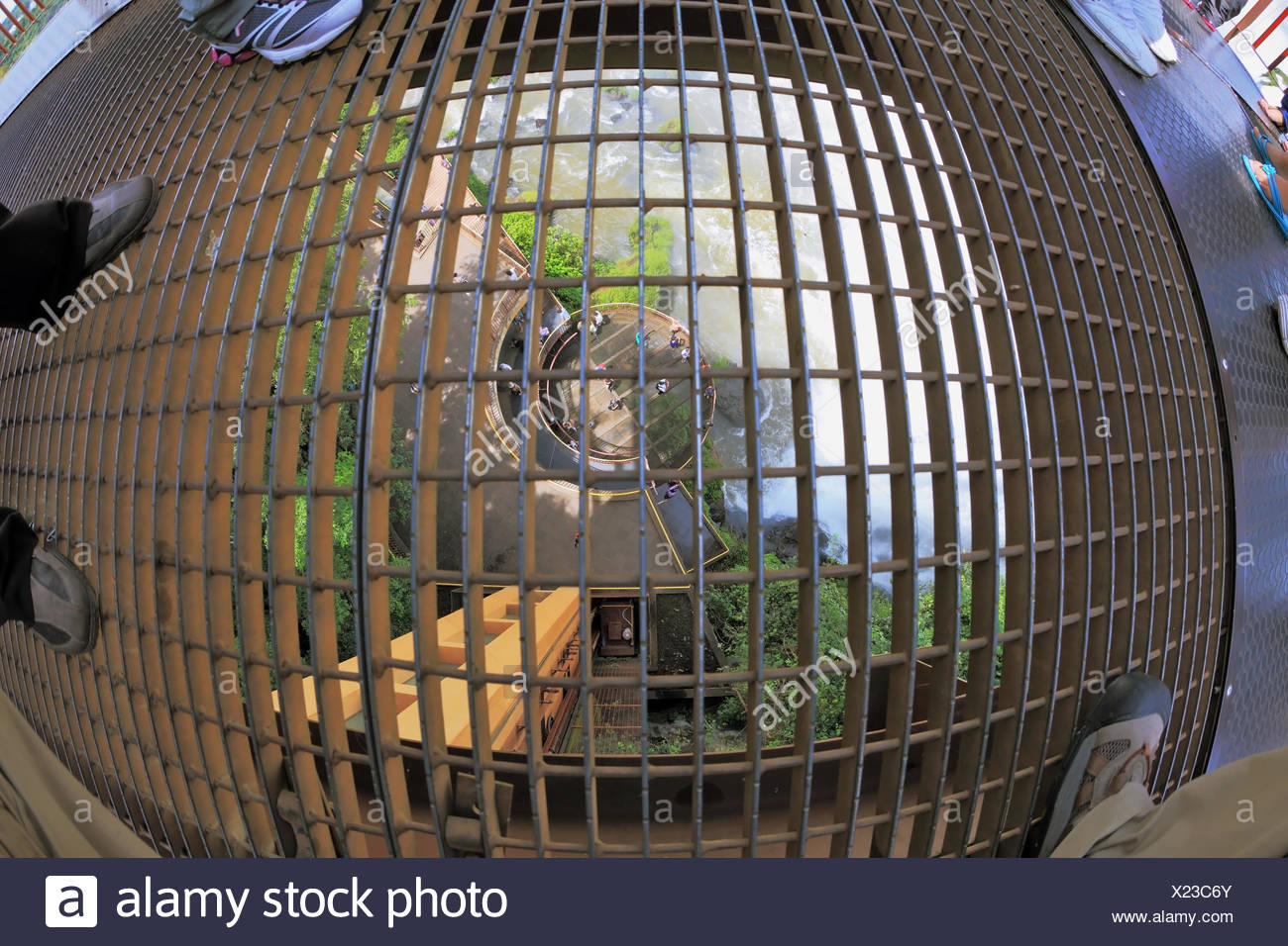 Floor Grating Stockfotos und -bilder Kaufen - Alamy