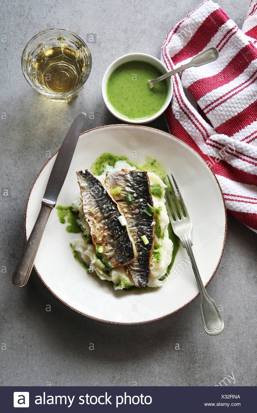 Gekochter Fisch Stockfotos und -bilder Kaufen - Alamy