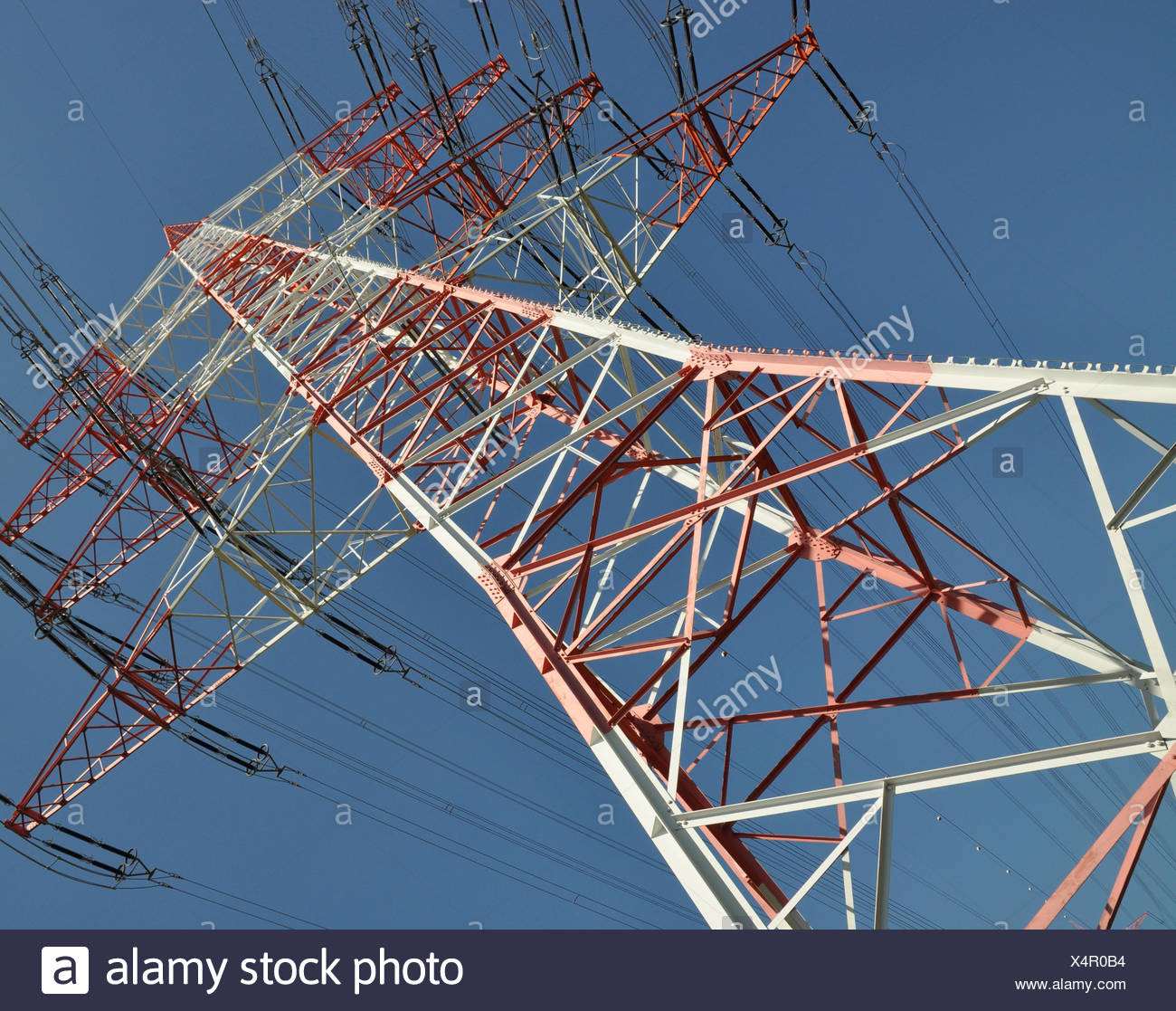 Strommast Strommasten Stockfotos & Strommast Strommasten Bilder - Seite ...