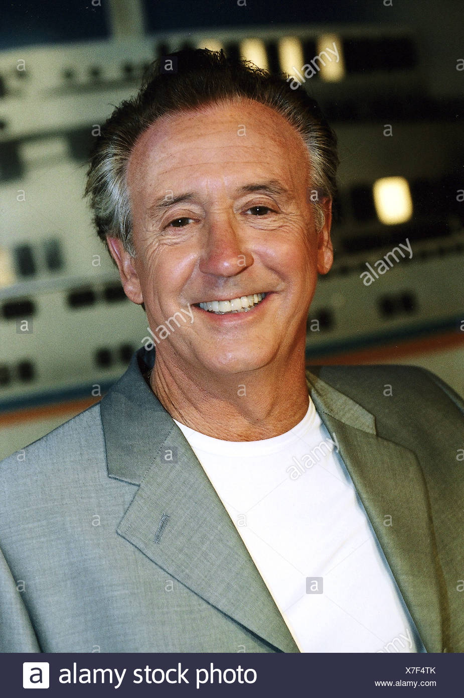 Tony Christie Singer Stockfotos & Tony Christie Singer Bilder - Alamy