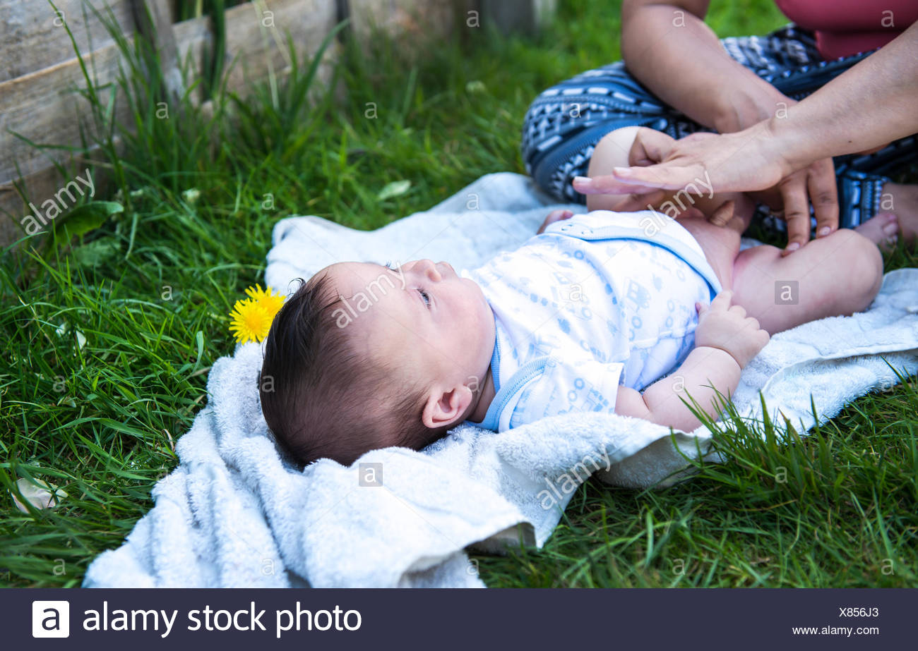 Baby Diaper In Summer In Stockfotos und -bilder Kaufen - Alamy