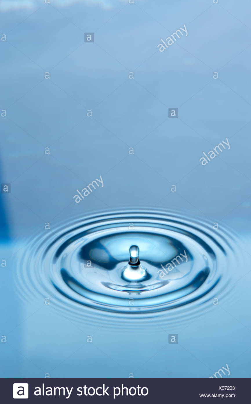 Wasser Teich Wasser Wellen Stockfotos und -bilder Kaufen - Alamy