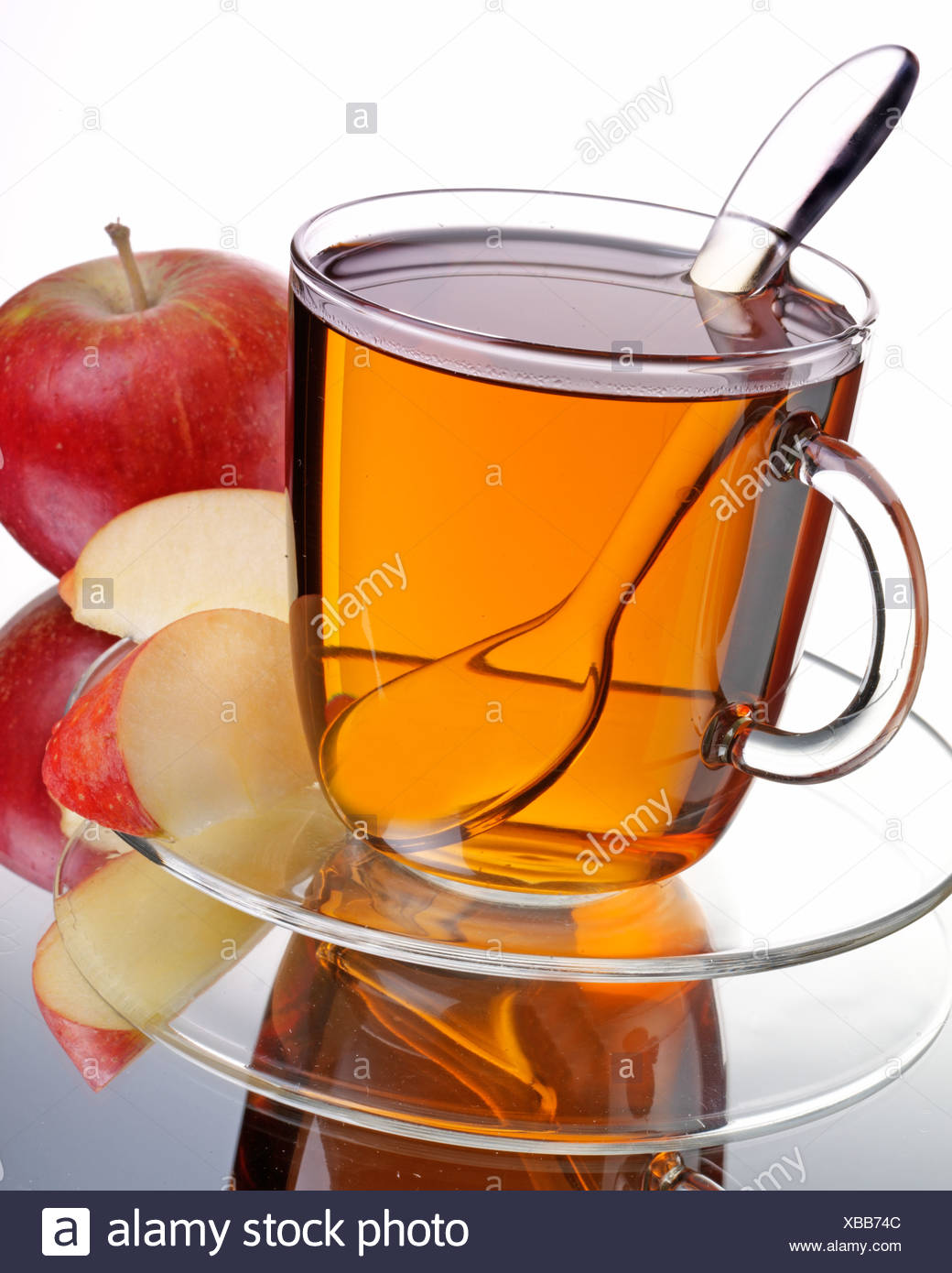 Türkischer Apfeltee Stockfotos & Türkischer Apfeltee Bilder - Alamy