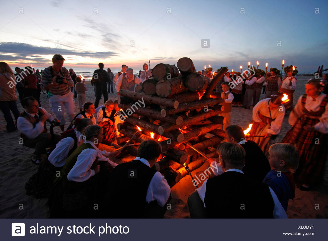 Midsummer Celebration Latvia Stockfotos und -bilder Kaufen - Alamy