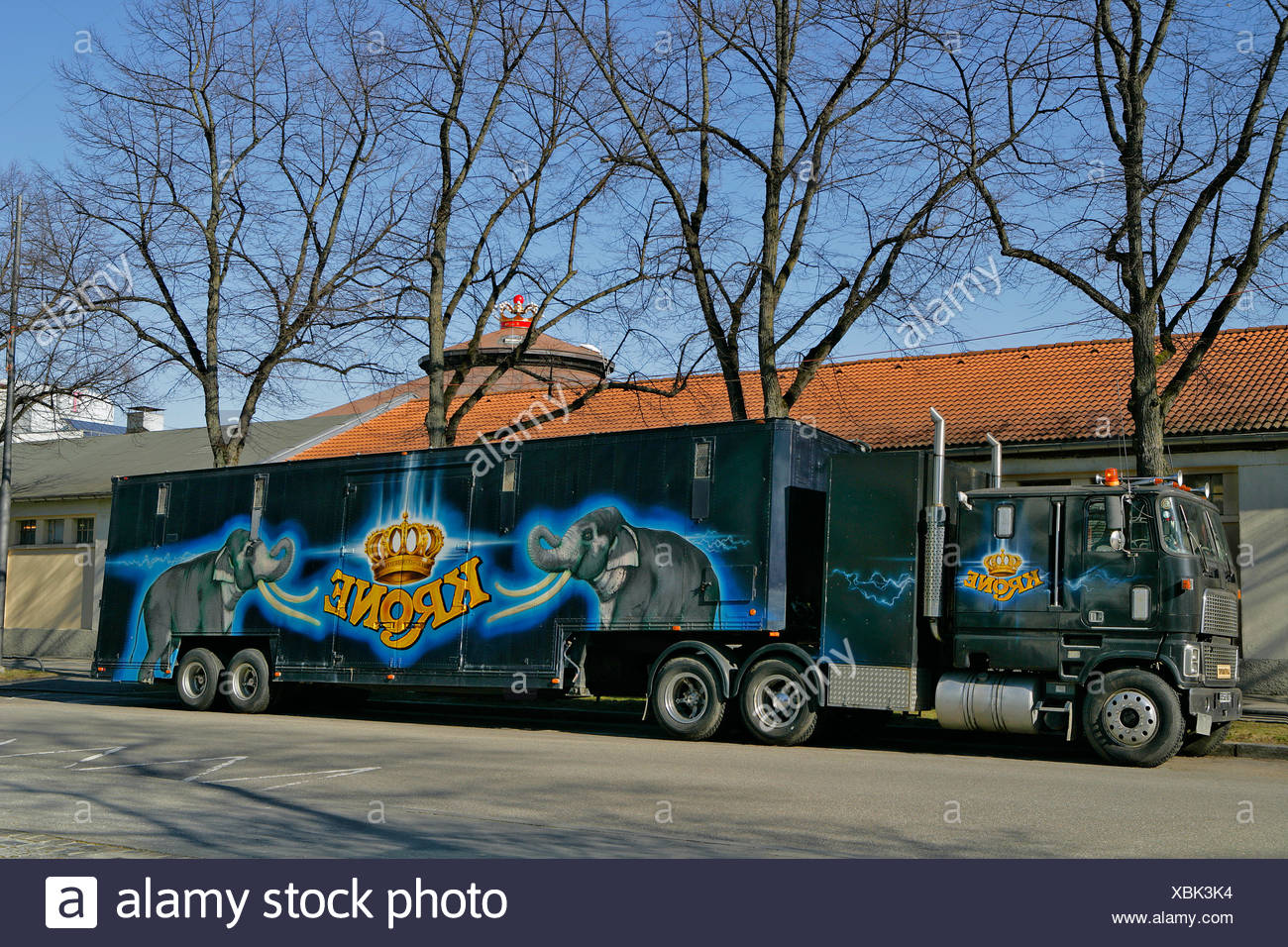 Truck Circus Stockfotos und -bilder Kaufen - Alamy