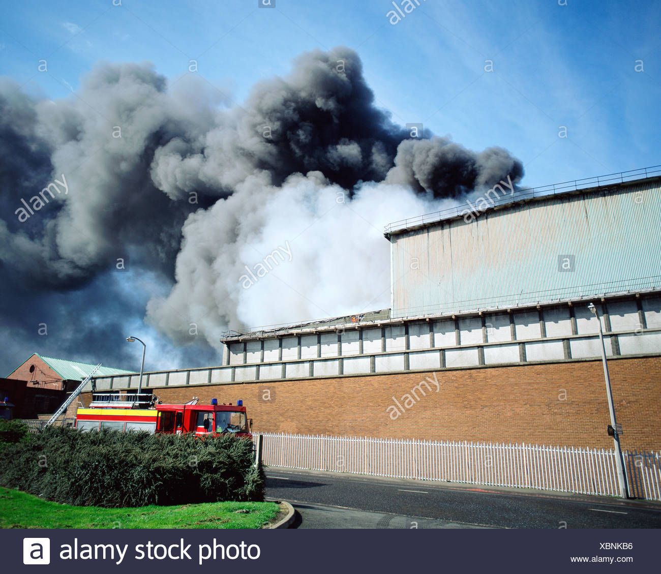 Der Schwarze Rauch Stockfotos und -bilder Kaufen - Alamy