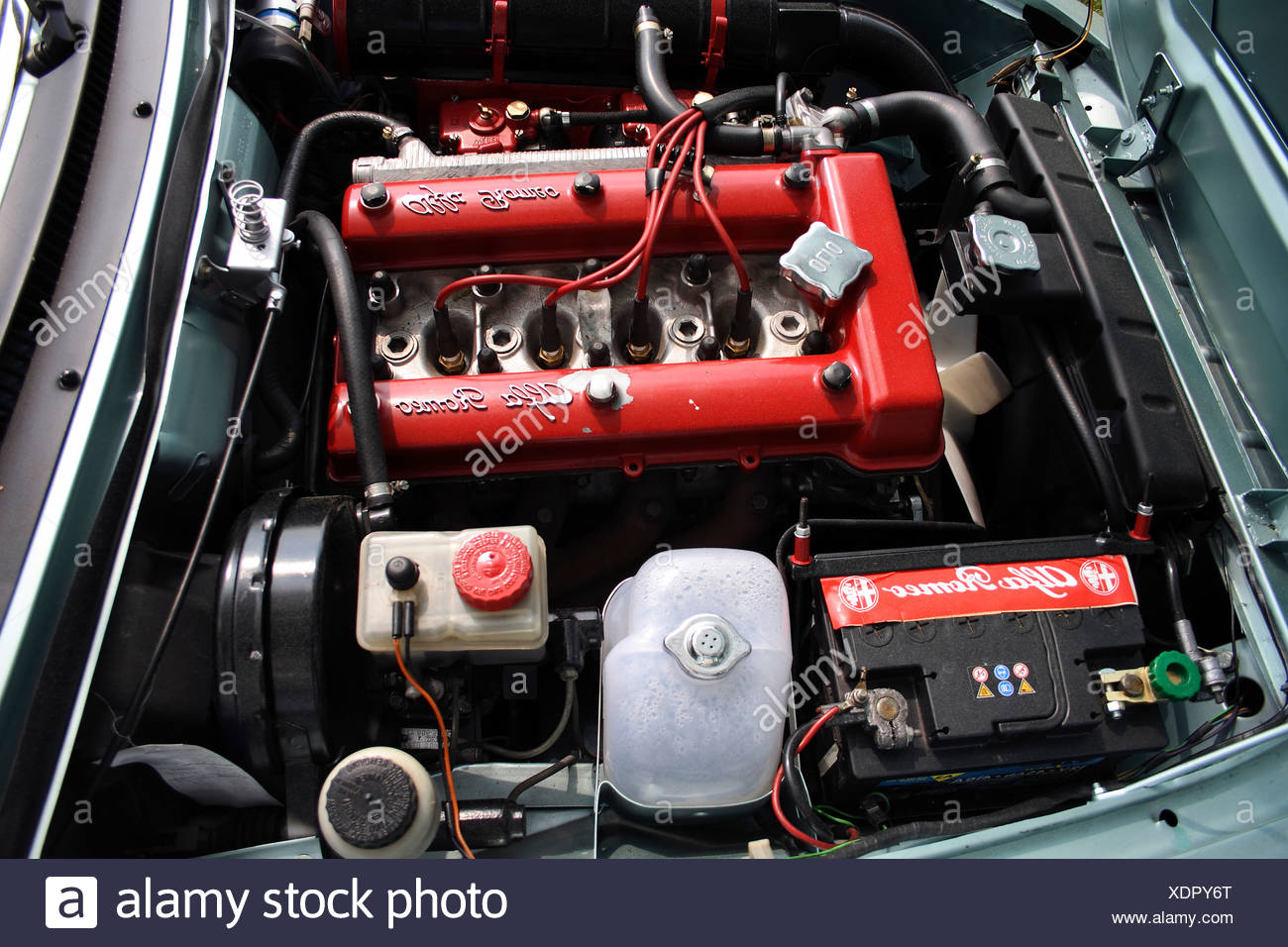 Alfa Engine Stockfotos und -bilder Kaufen - Alamy