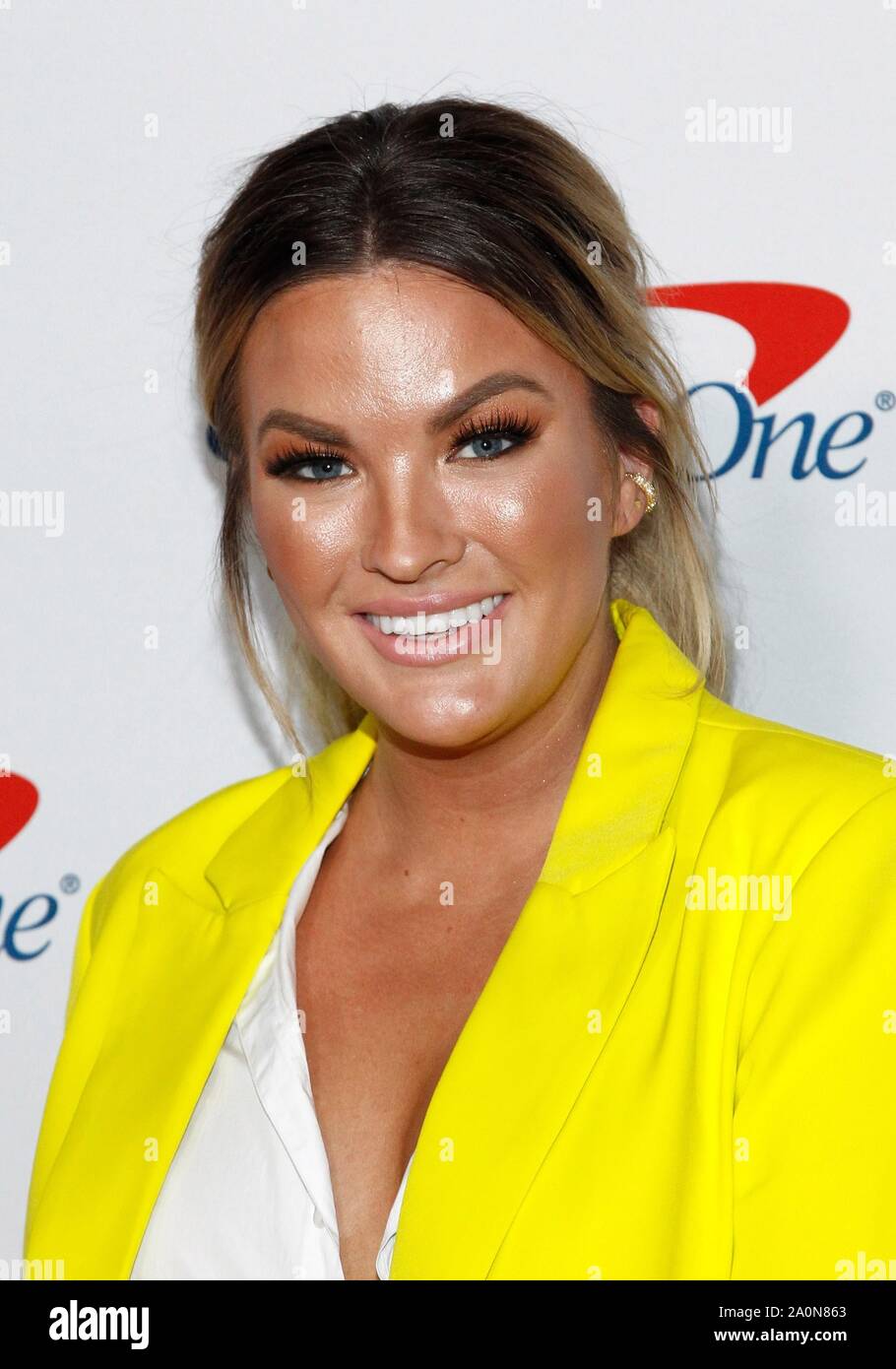 Becca Castle's Instagram, Twitter & Facebook on IDCrawl