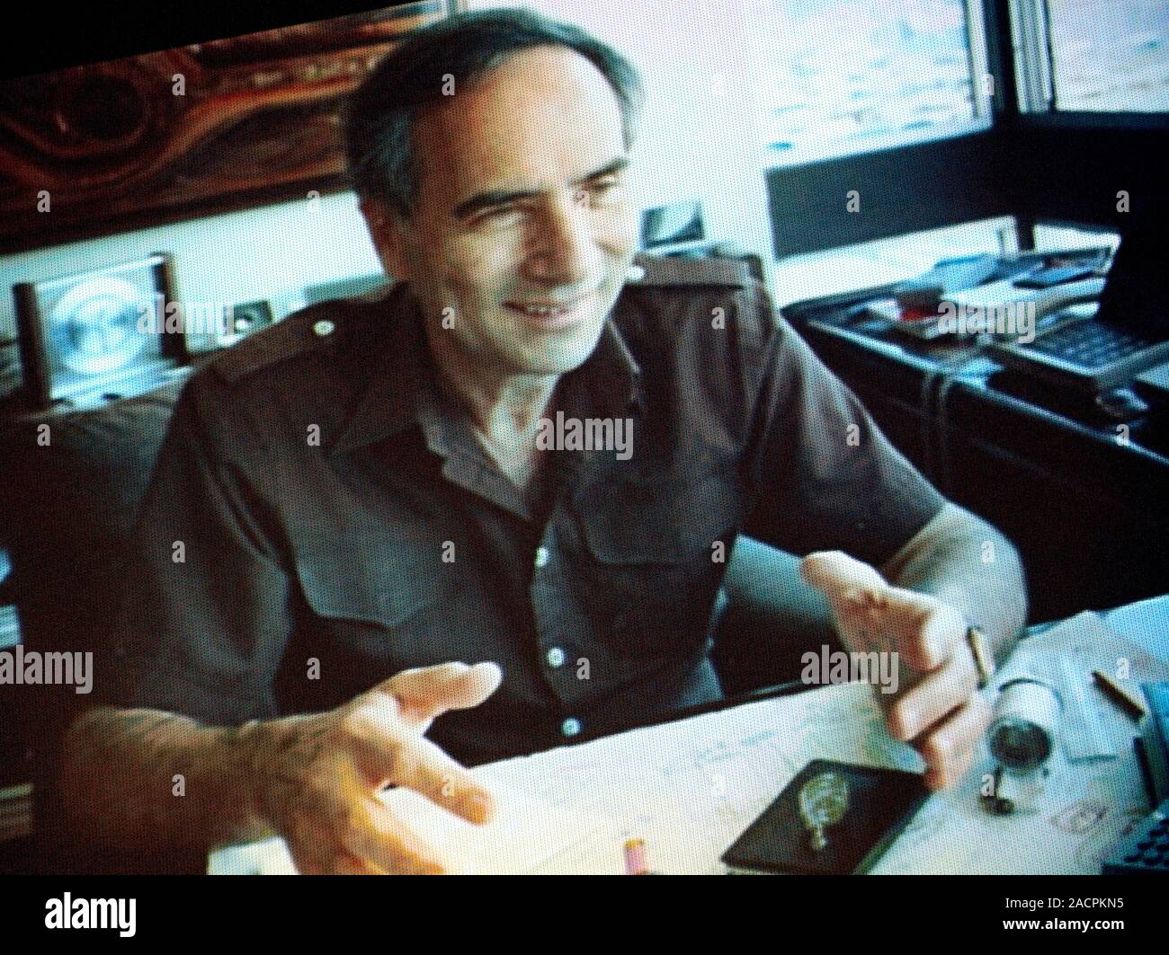 Theodore Maiman (1927-2007). Retrato del físico americano e inventor ...