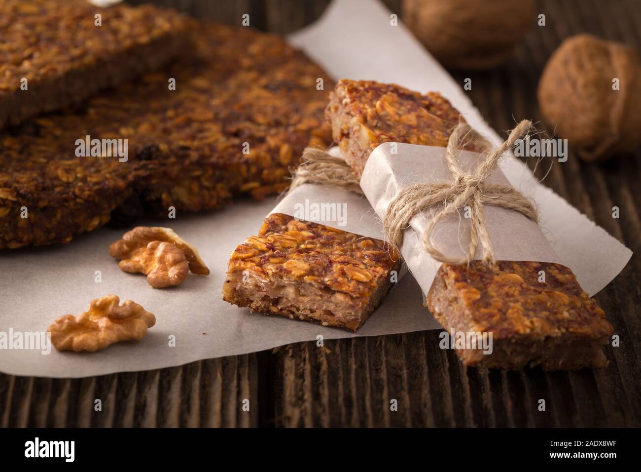 Las Barras De Cereales Con Pasas Y Nueces Nutrición Saludable Vegana