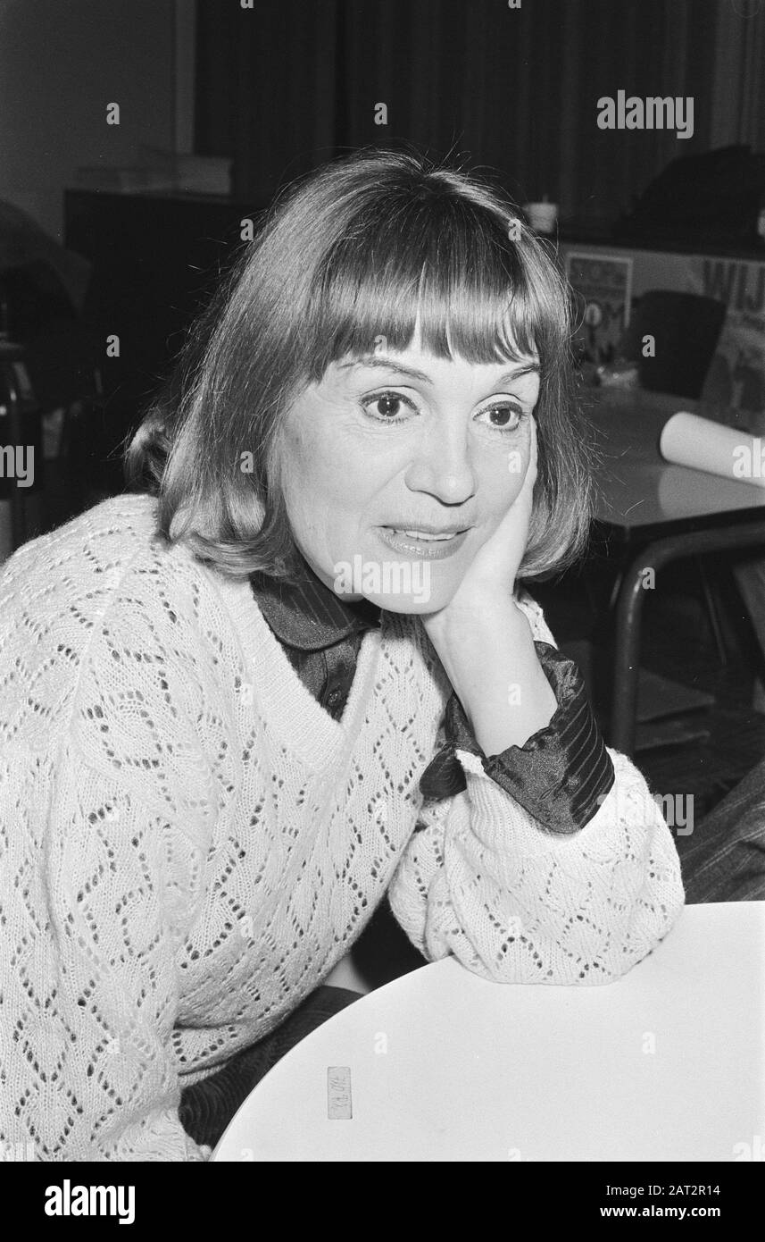 Gisela Singer Frozen