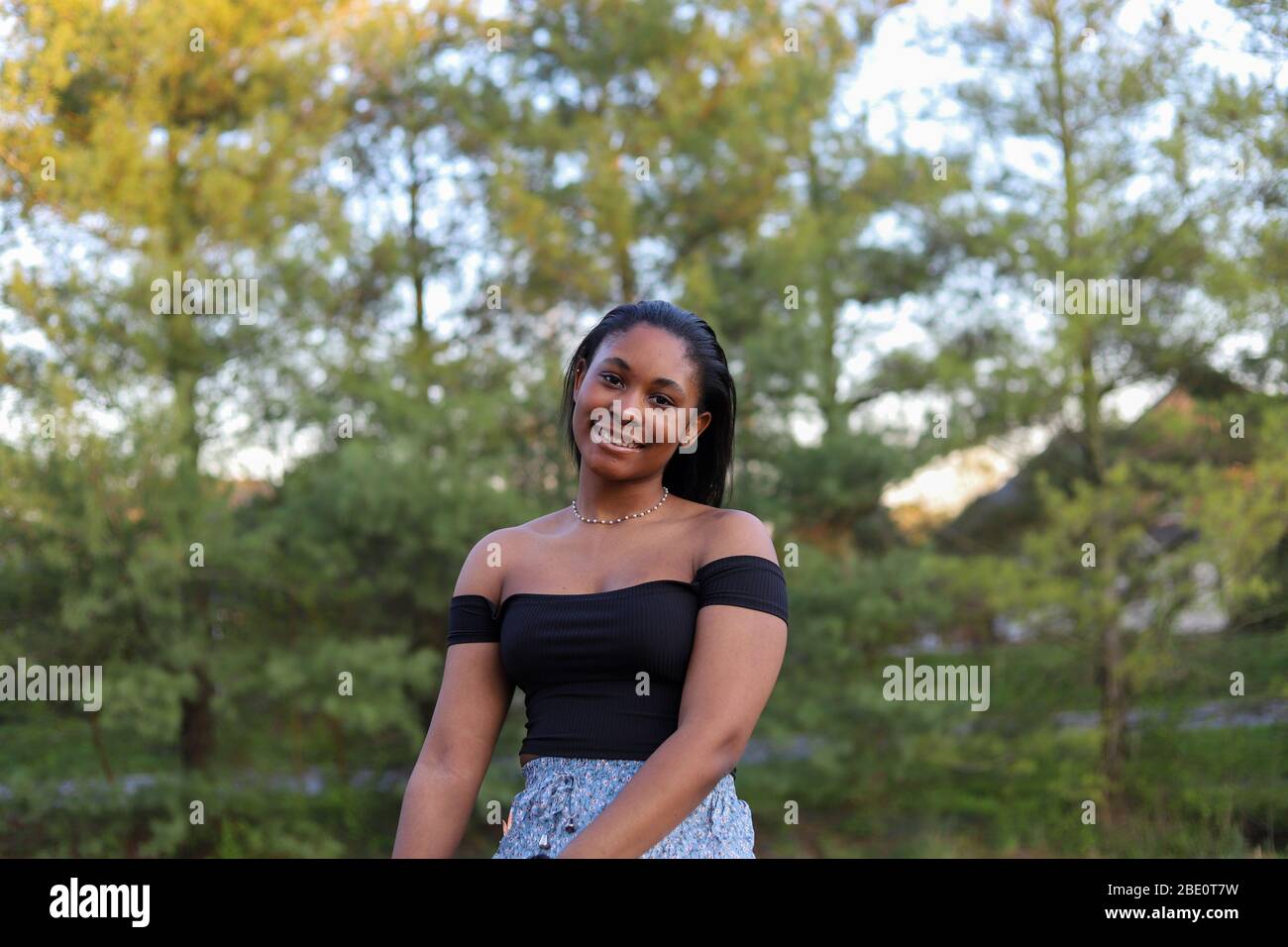 Modelo De Adolescente Afroamericana Fotografías E Imágenes De Alta
