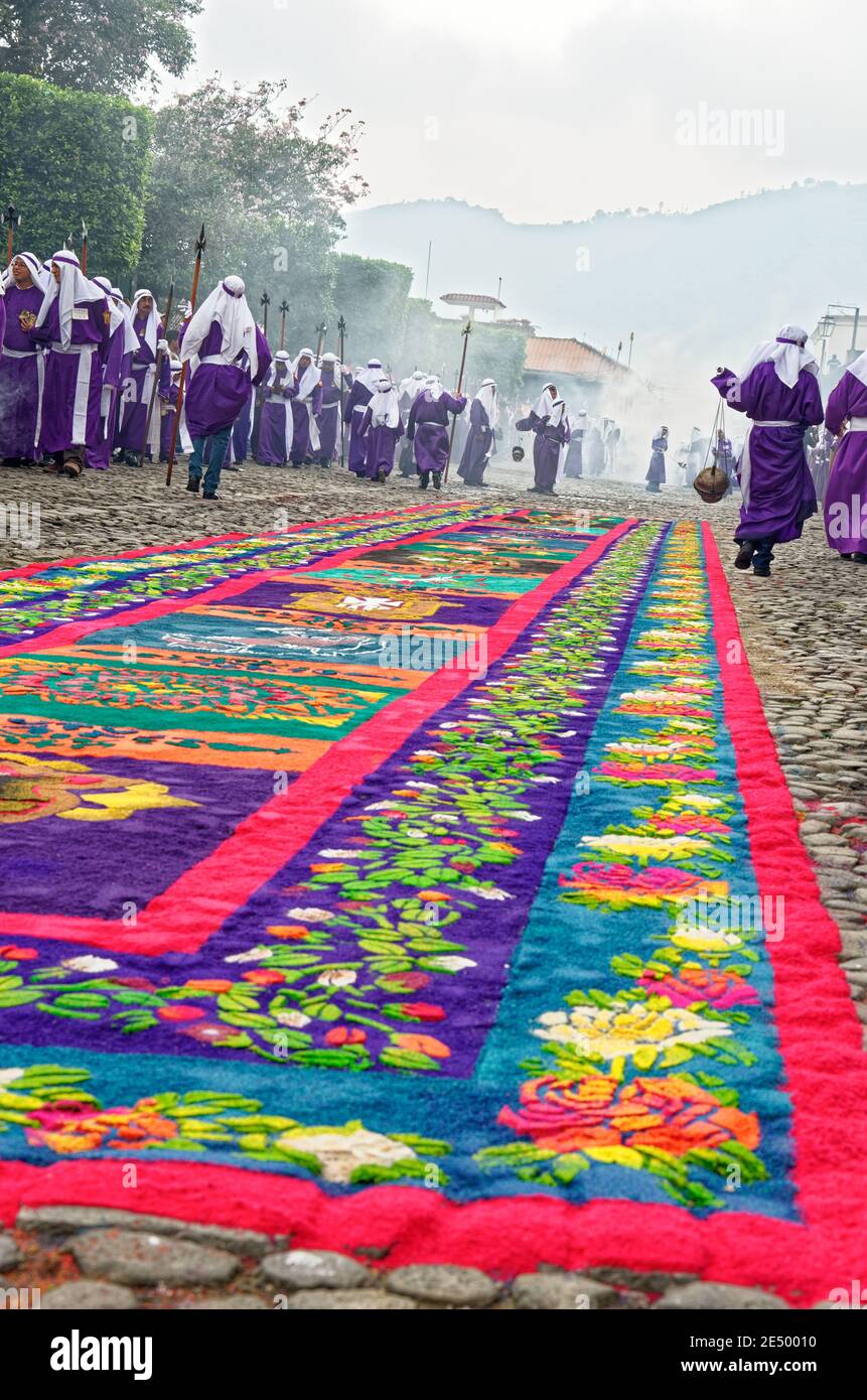 La Procesión Del Viernes Santo Durante La Semana Santa Semana Santa