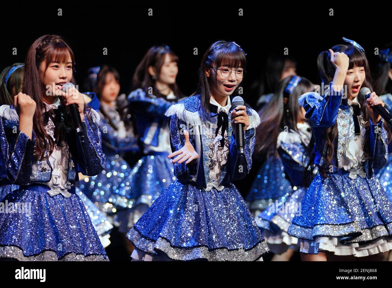 Miembros Del Grupo Chino De Chicas ídolo Akb48 Team Sh Un Grupo