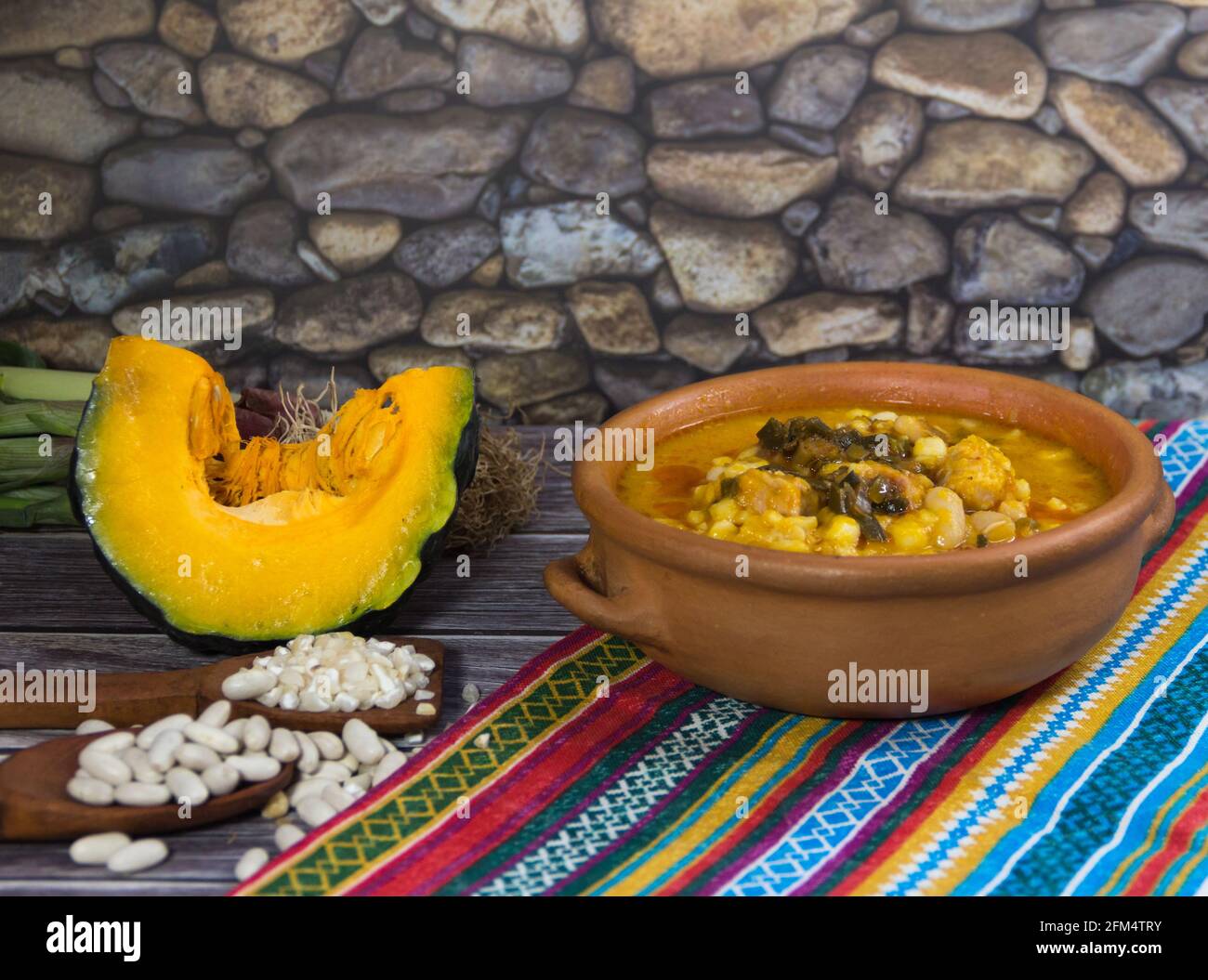 Locro argentino fotografías e imágenes de alta resolución - Alamy