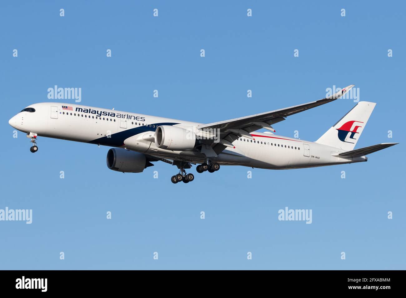 Malaysia airlines airbus a350 fotografías e imágenes de alta resolución ...