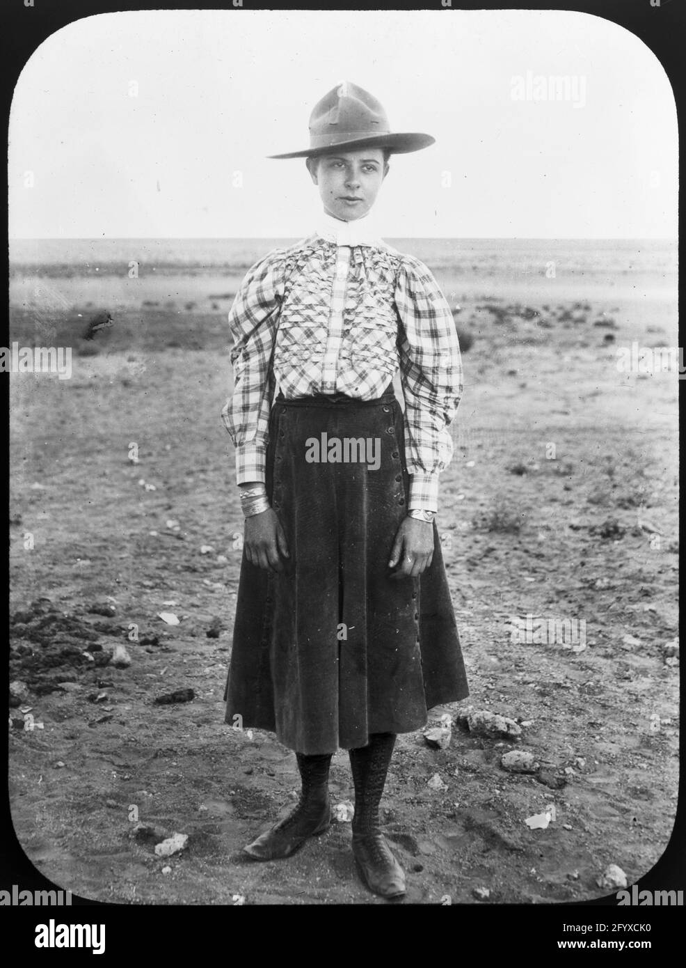Mujer hopi fotografías e imágenes de alta resolución - Alamy