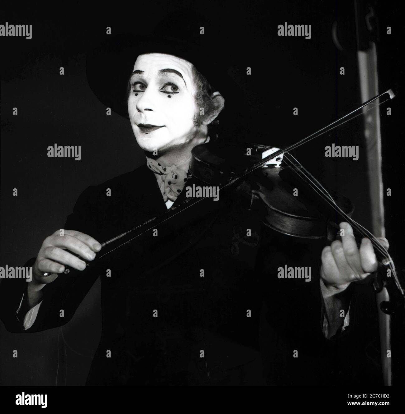 Famosos Artistas Masculinos Del Mimo Fotos E Imágenes De Stock Alamy