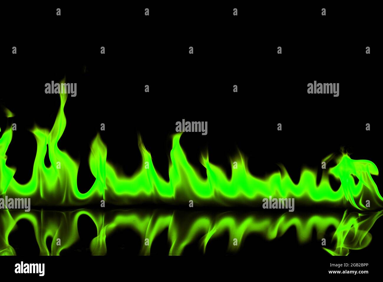 Llamas De Fuego Verde