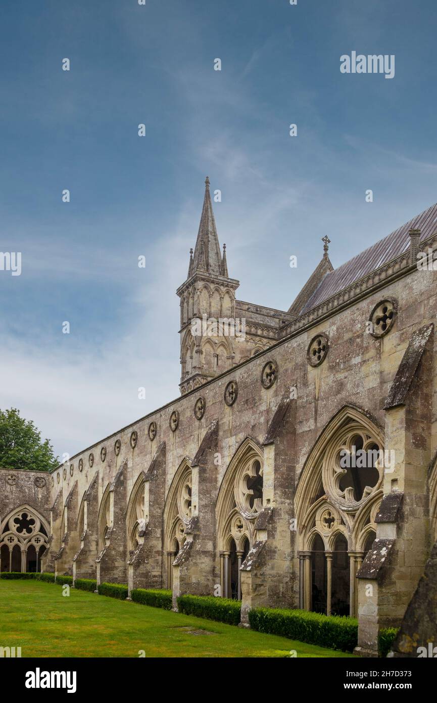 Exterior De La Catedral De Salisbury