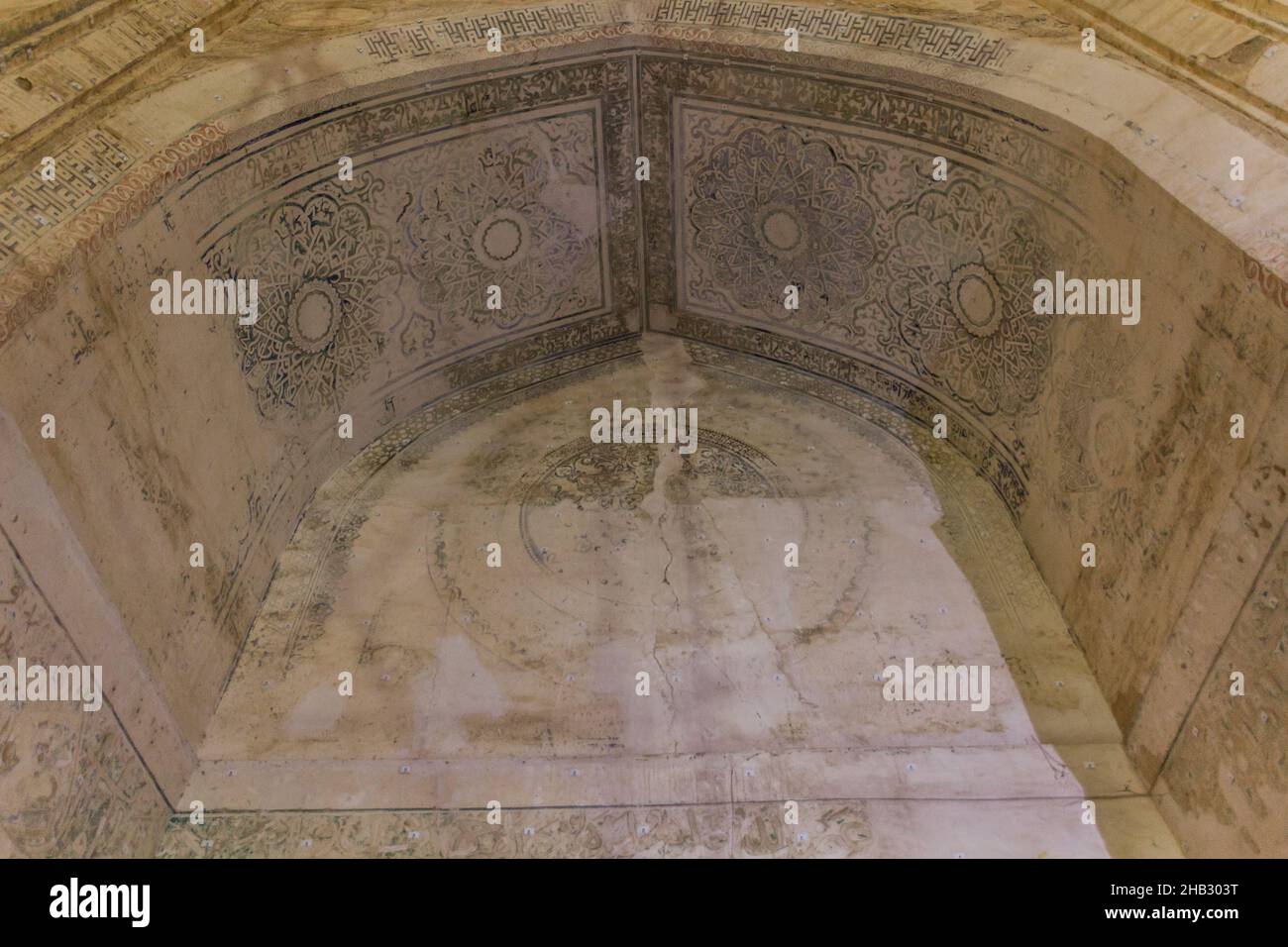 Mausoleum oljeitu soltaniyeh iran fotografías e imágenes de alta ...