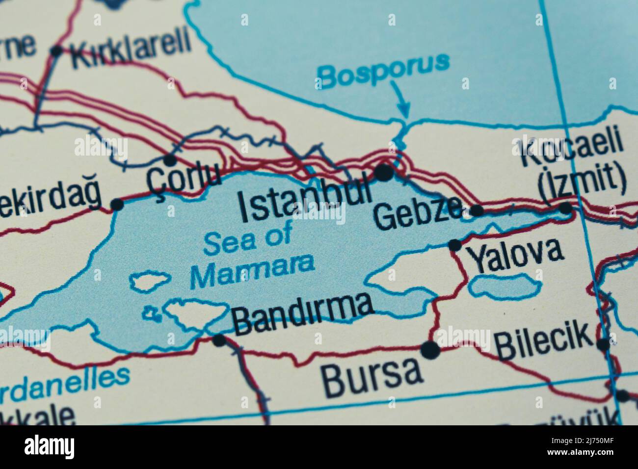 La ciudad de Estambul y su ubicación en el mapa, macro disparo y primer ... La ciudad de Estambul y su ubicación en el mapa, macro disparo y primer ...