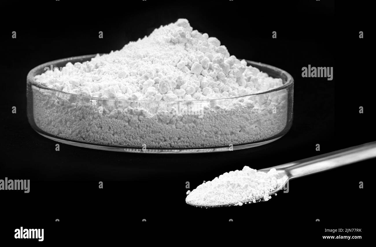 El Sulfato De Bario Un Sólido Cristalino Blanco Con La Fórmula Química Baso₄ Se Utiliza Como