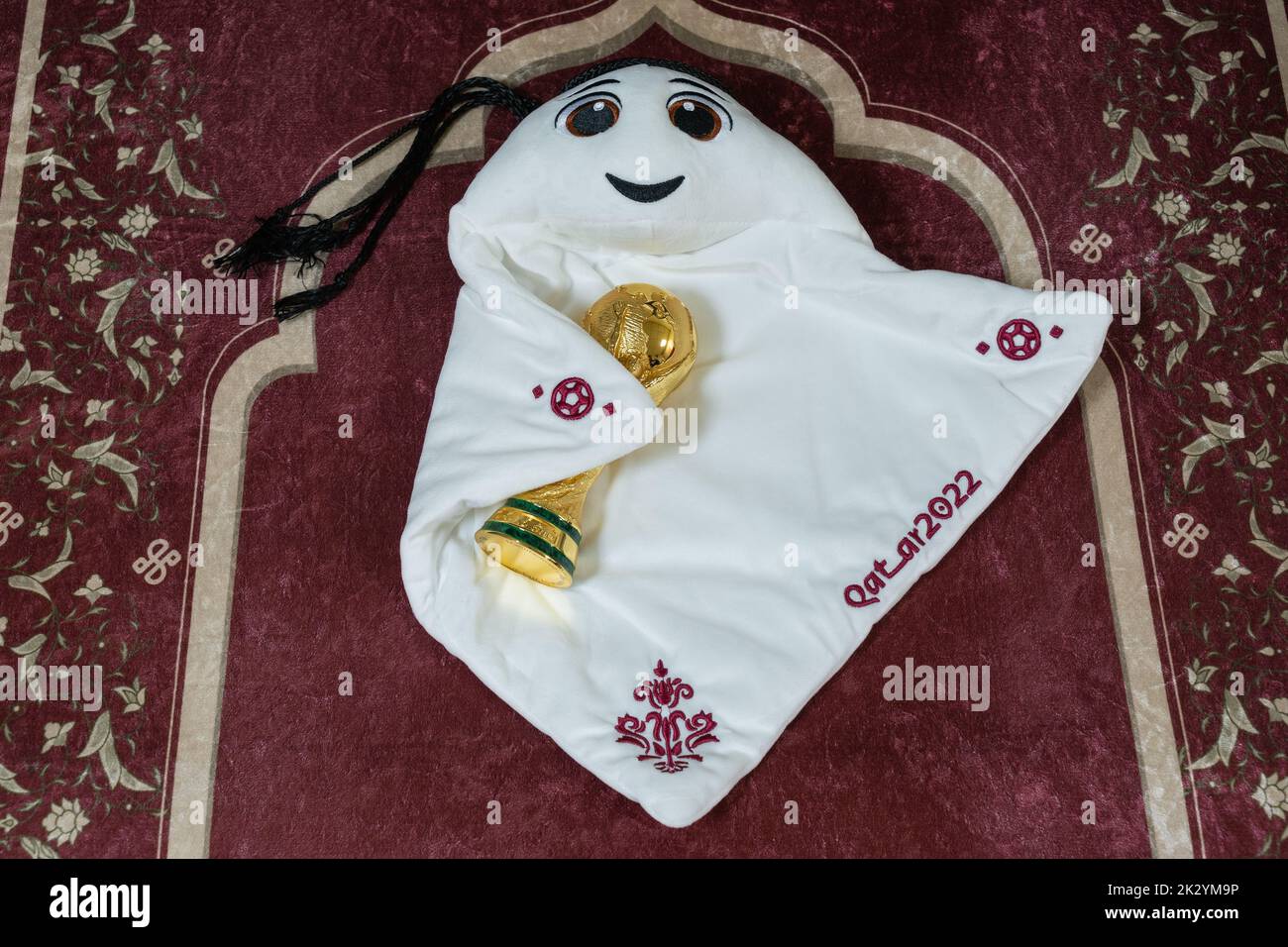 La mascota oficial de la Copa Mundial de la FIFA 2022 Qatar, La'eeb. La ... La mascota oficial de la Copa Mundial de la FIFA 2022 Qatar, La'eeb. La ...