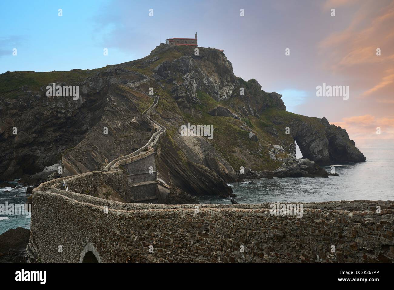 San Juan de Gaztelugatxe, Bermeo, Vizcaya, País Vasco, España, Europa ...