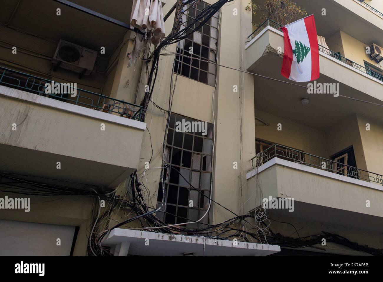 ©caroline Blumberg Maxppp Beirut 14 De Agosto De 2020 Una Bandera