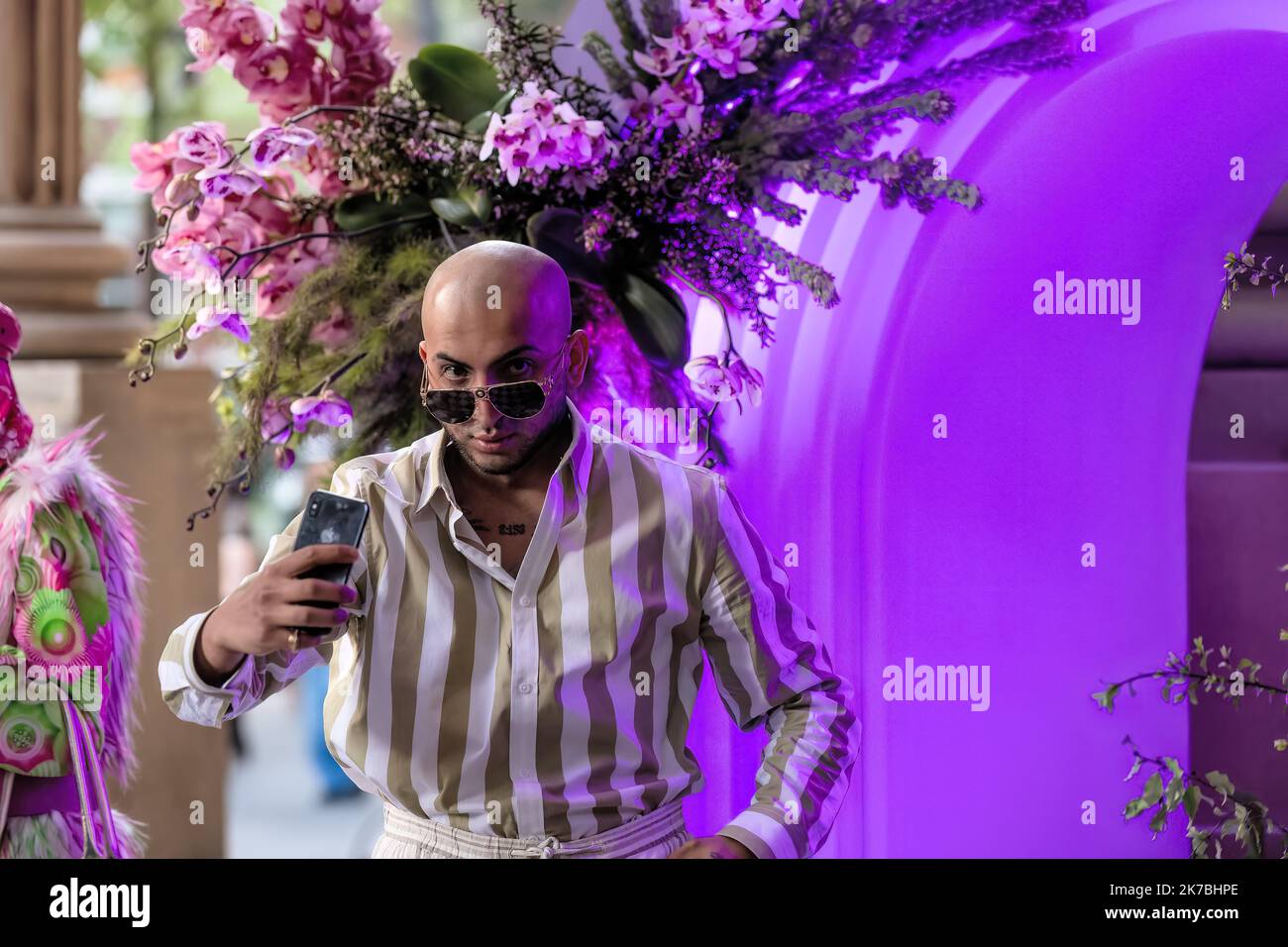 Melbourne Australia 10 De Octubre De 2022 Un Hombre Con Estilo Posará Para Un Selfie Durante